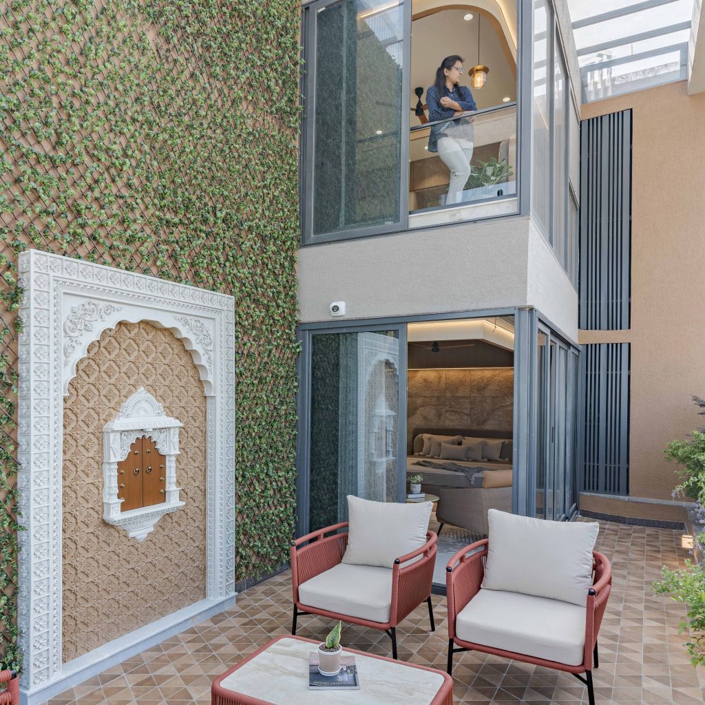 A Penthouse with Infinity View | Prashant Parmar
